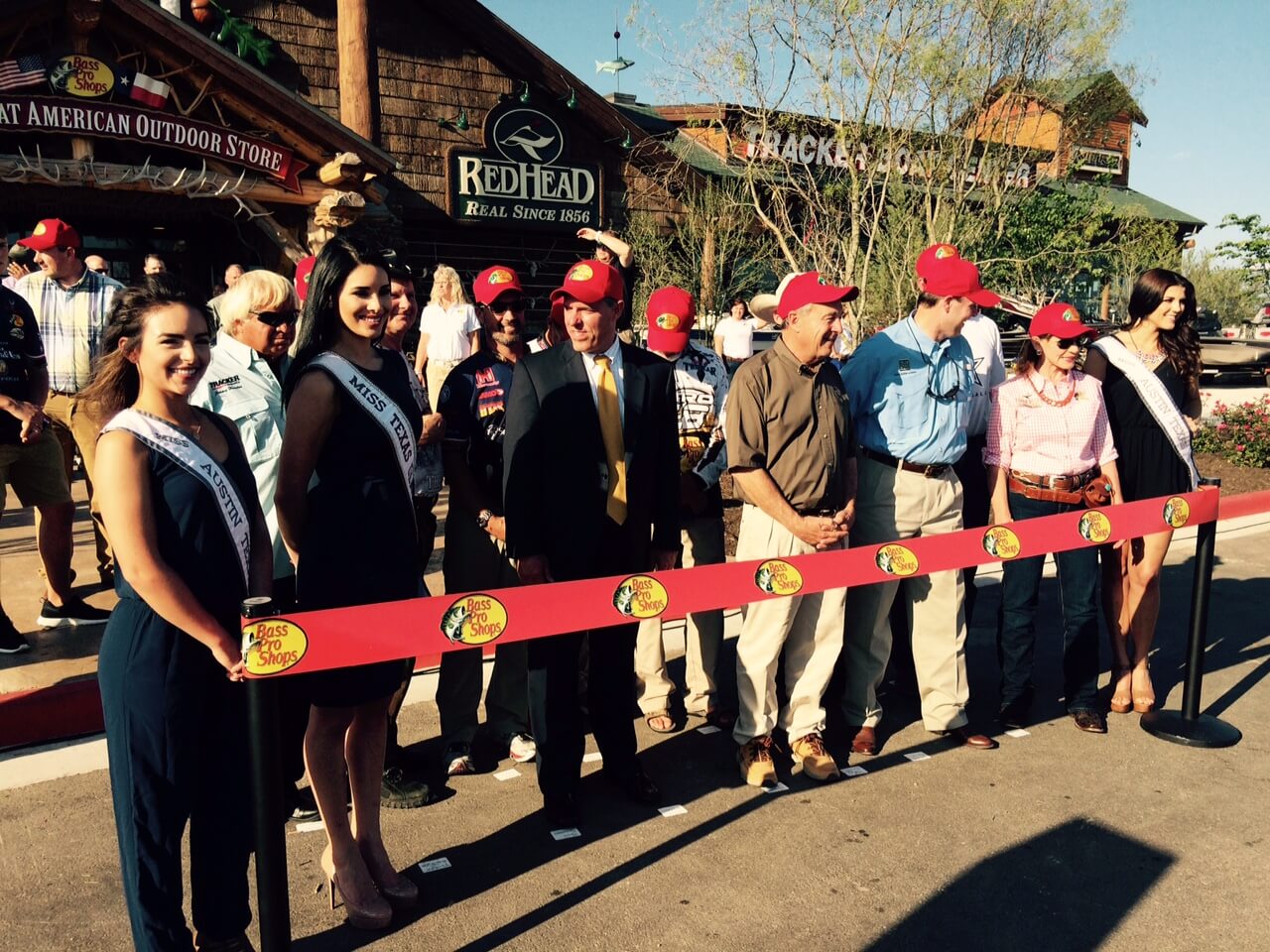 Bass Pro Shops opens Round Rock store with Evening for Conservation ...