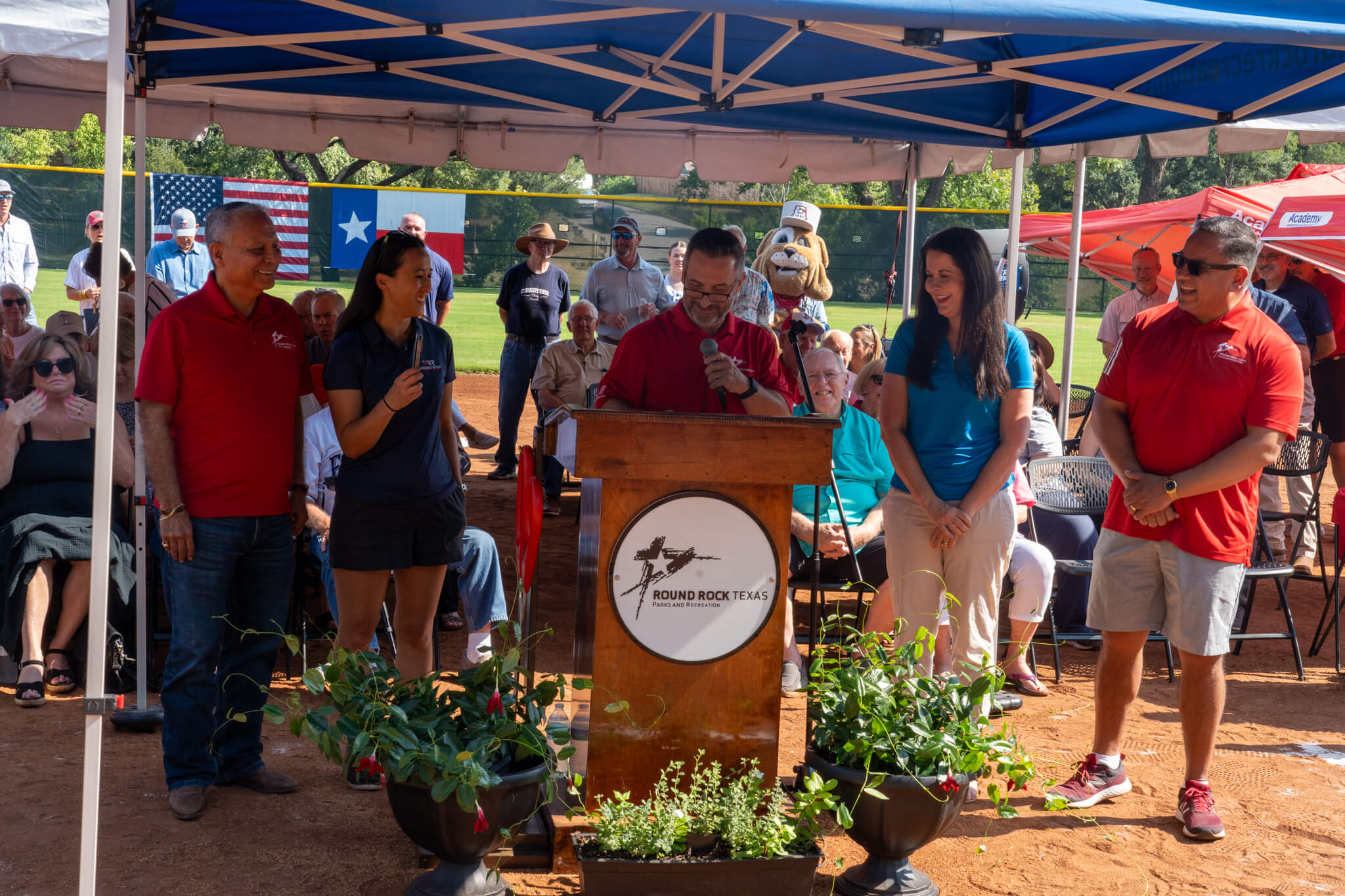 Round Rock celebrates re-opening of Memorial Park; unveils Big Boy ...
